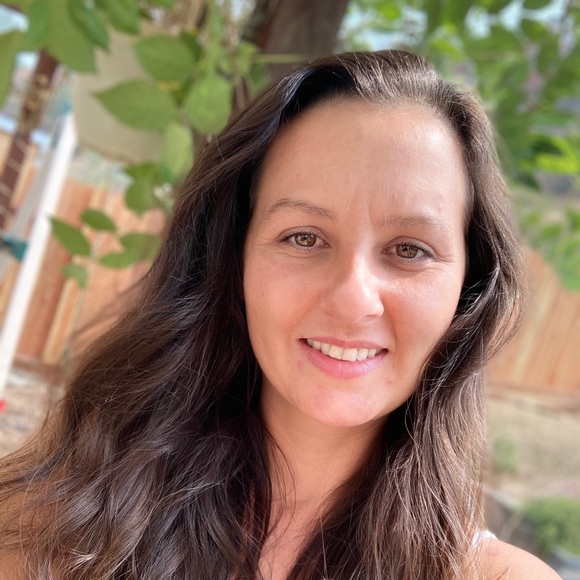 Stacia's Closet (@stacia_auld) | Poshmark